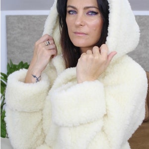 Wool Robe/ Unisex Soft Merino Wool Robe / Merino Wool Morning Dress ...