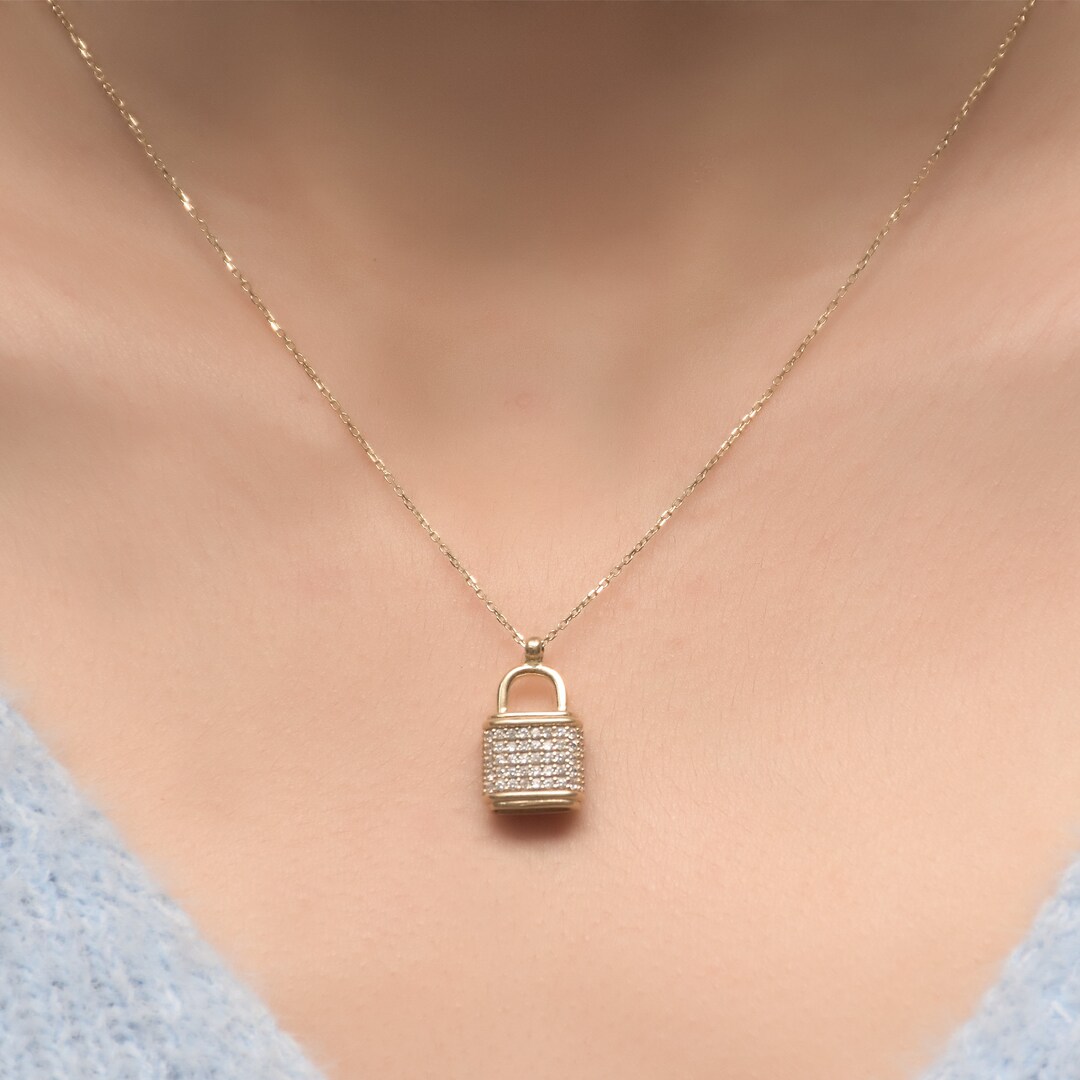 Padlock Pendant Necklace in 14K Solid Gold / Real Gold North Star ...