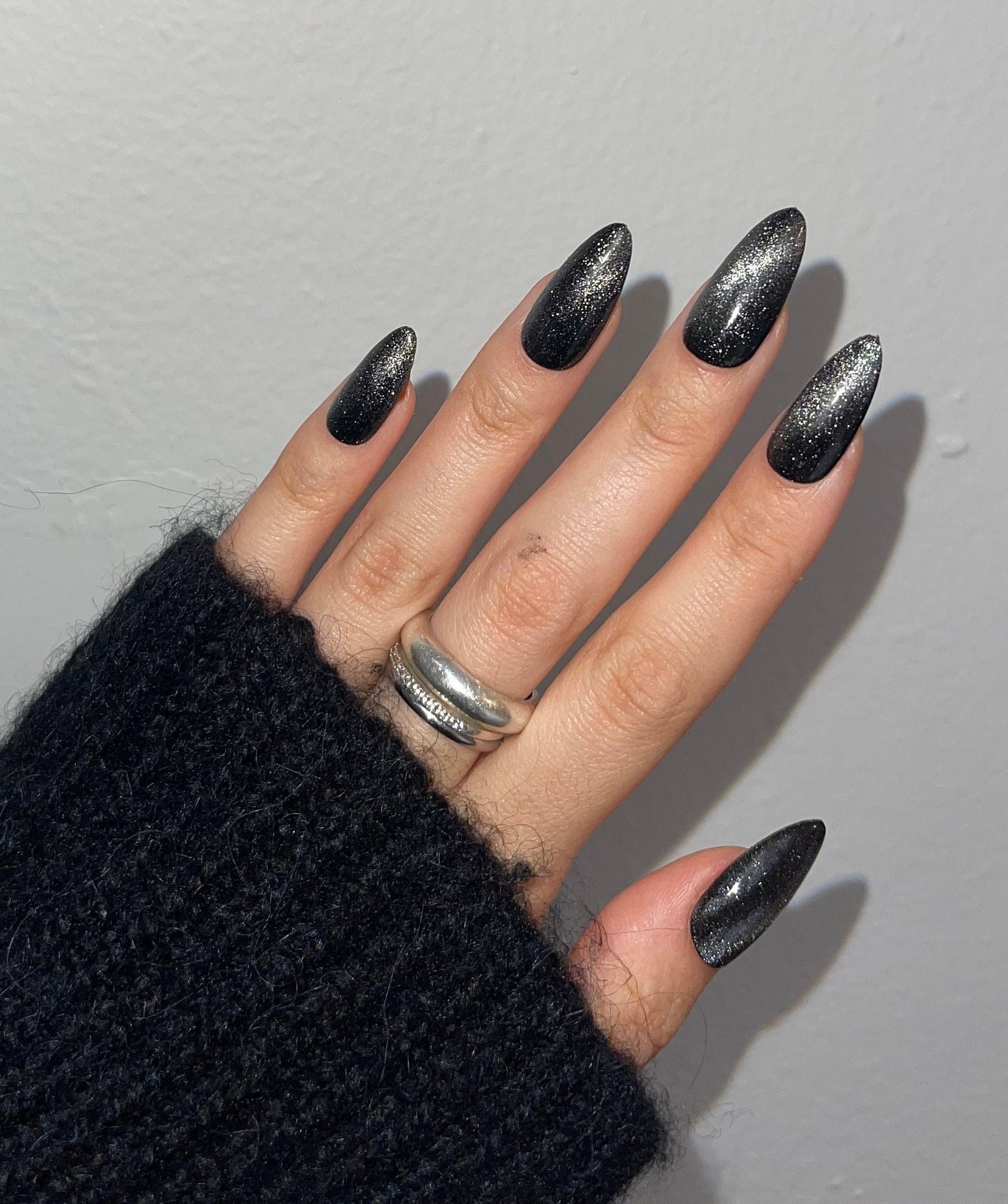 Black Acrylic Nails