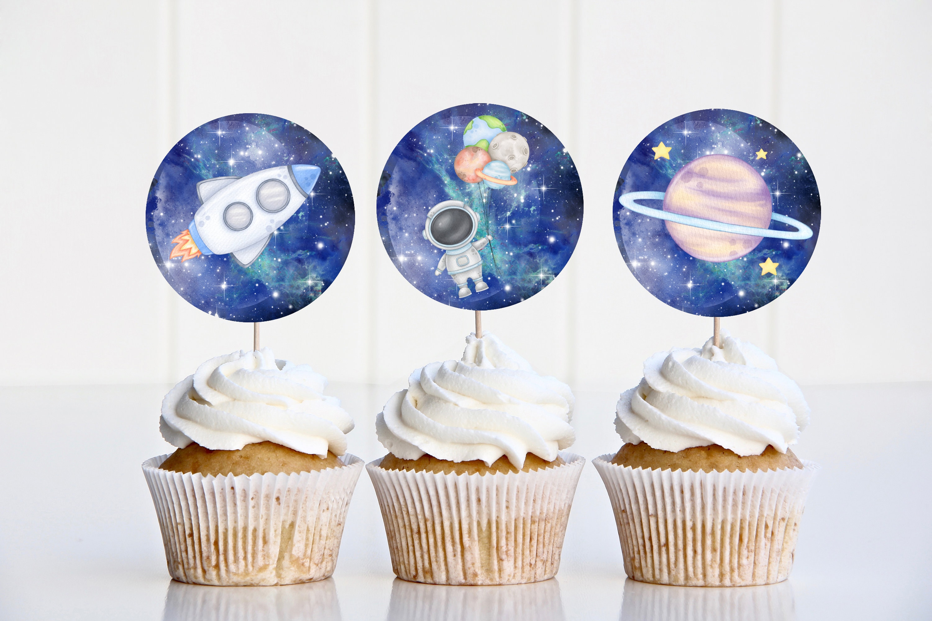 Planet Mars Cupcake