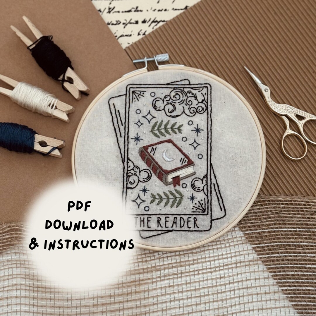 The Reader Tarot Card Embroidery Pattern: Witchy Needlepoint (PDF Download) - Etsy