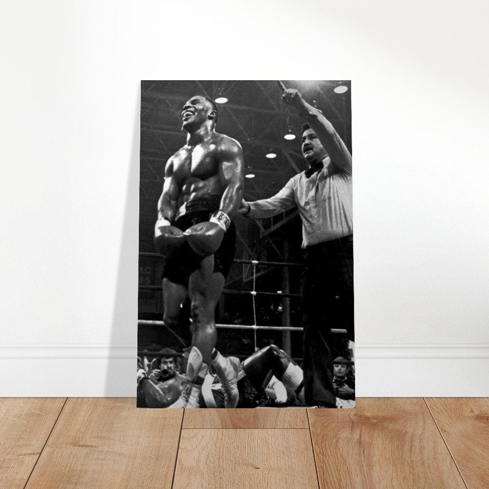Premium Mike Tyson Black and White Poster, Mike Tyson Victory Poster ...