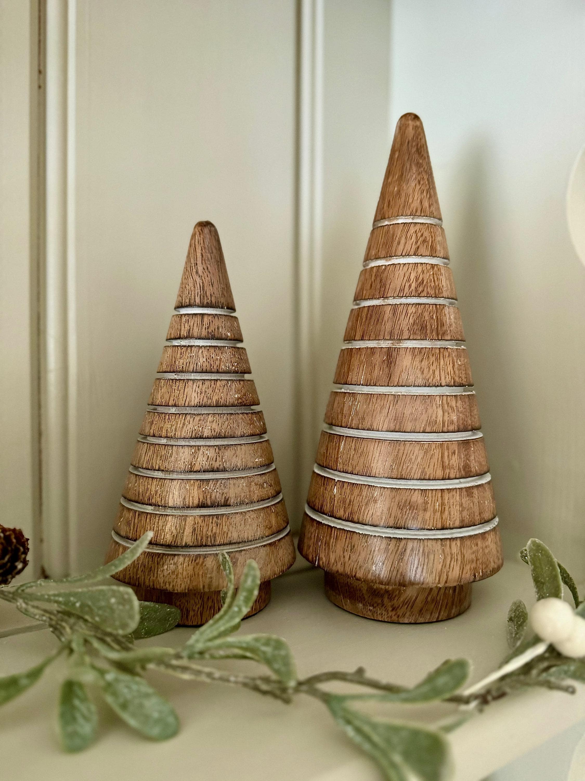 Rustic Mango Wood Striped Christmas Trees 2 Sizes Country Style ...