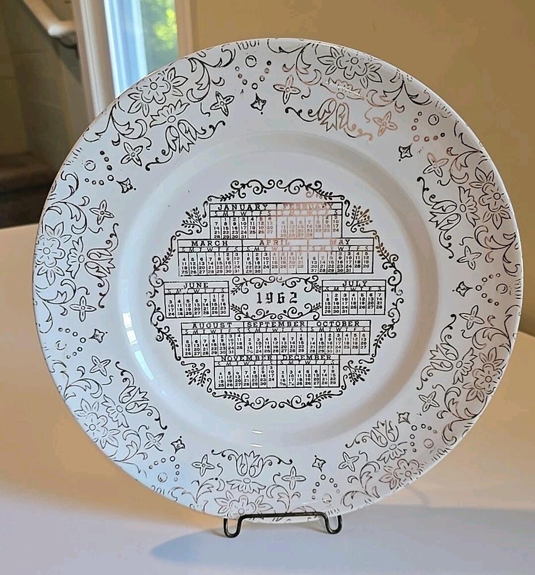 1962 Calendar Plate Gold Filigree 10.5" - Etsy