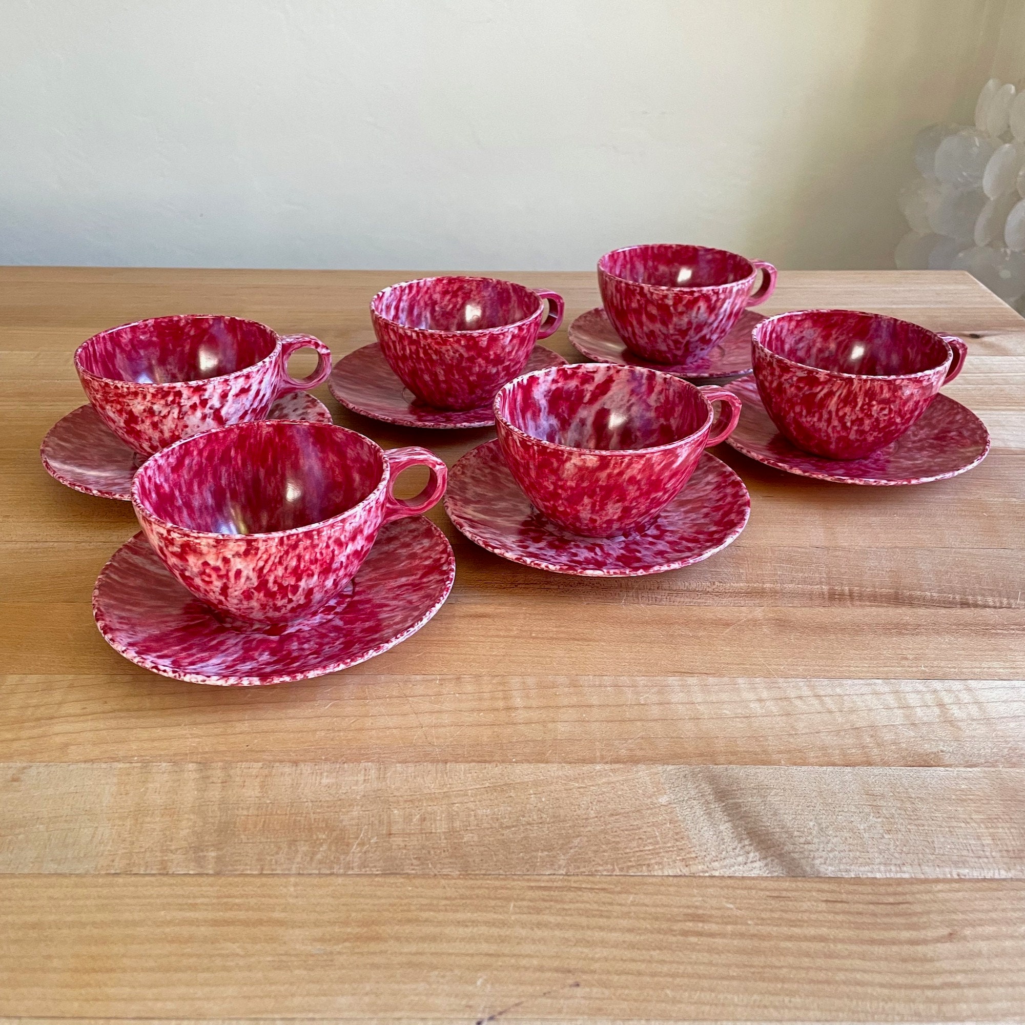 Vintage Speckled Red and White Confetti Melamine Melmac Cups, Saucers ...