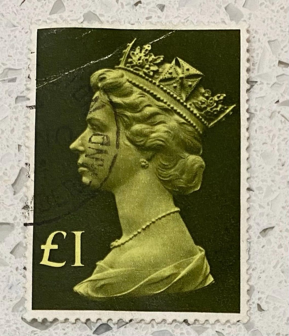 Queen Elizabeth- Great Britain Stamp -1977 Queen Elizabeth II - QEII ...