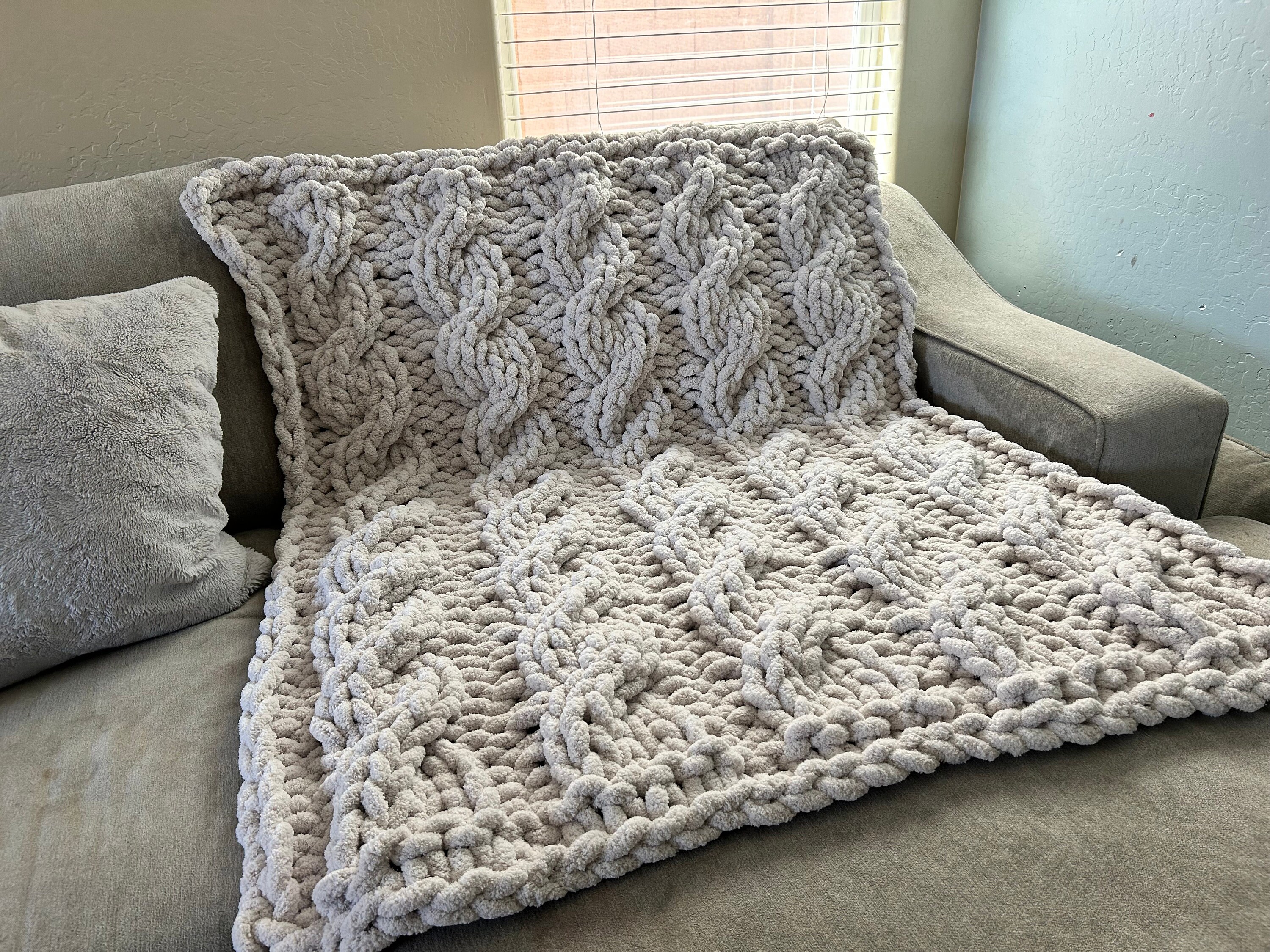 Hand Knit a Cable Blanket | Chunky Throw | Brayden Throw | Crochet ...