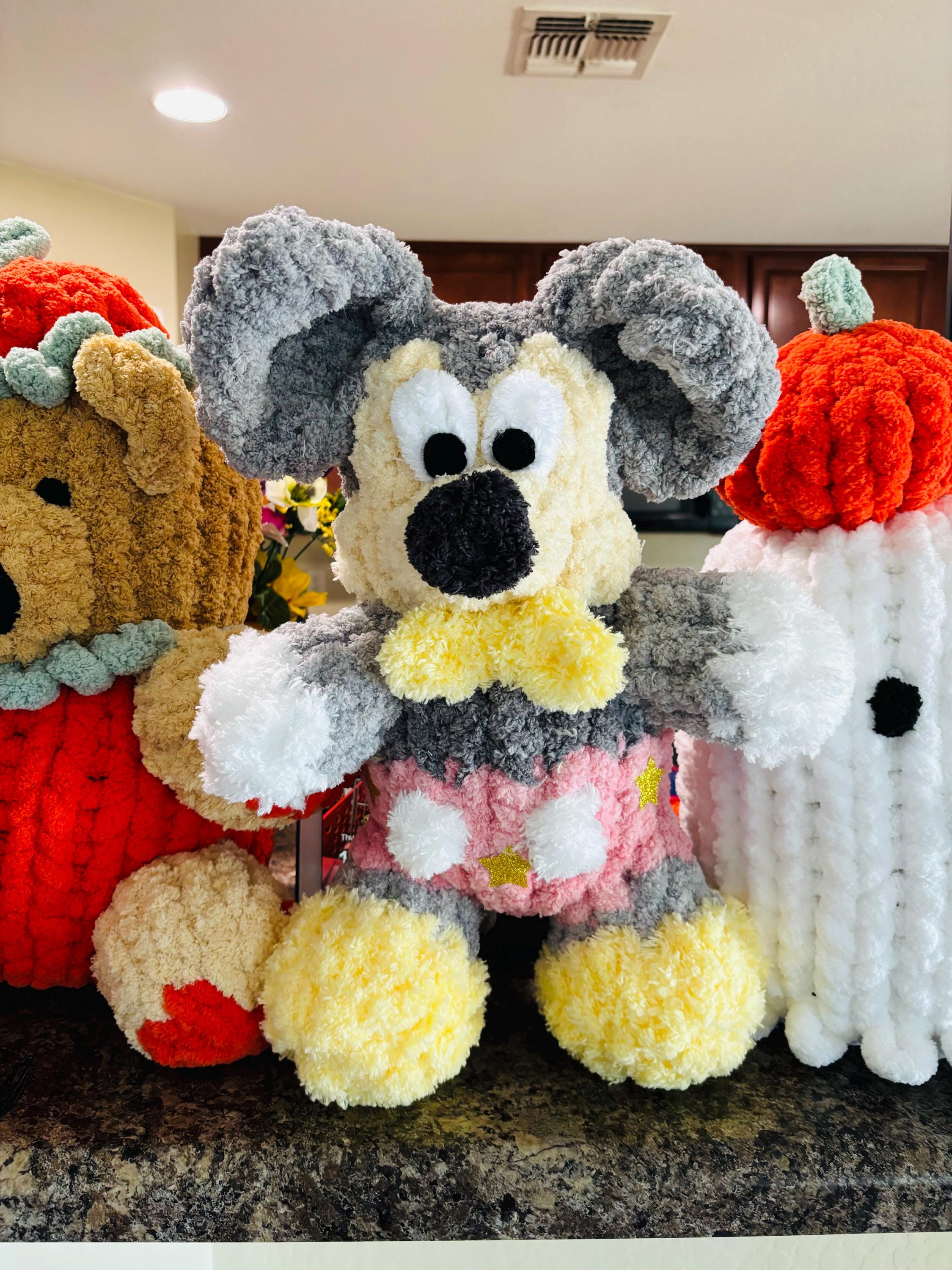 Mickey Mouse Hand Knitted Plushie Pattern | Finger Knit Mickey Mouse ...