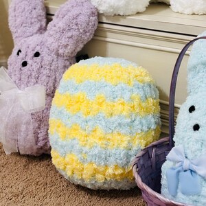 Hand Knit Easter Egg Plushie | Chunky Knit Easter Pattern | Tutorial Youtube Video | Easter Home ...