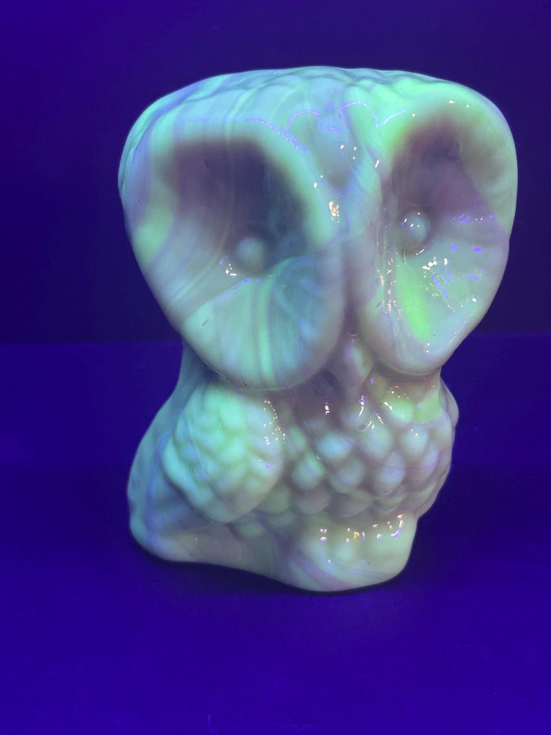 Uranium Glass Barn Owl burmese Slag - Etsy