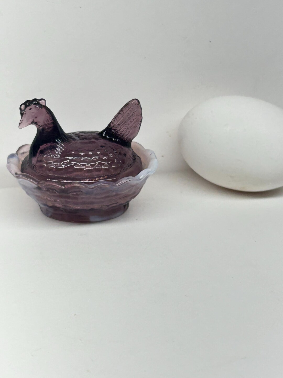 Vintage Boyd Purple Hen on the Nest - Etsy