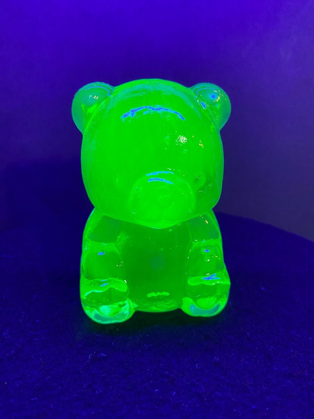 Bright Green Vaseline Uranium Glass Bear Paperweight Bright Glow - Etsy