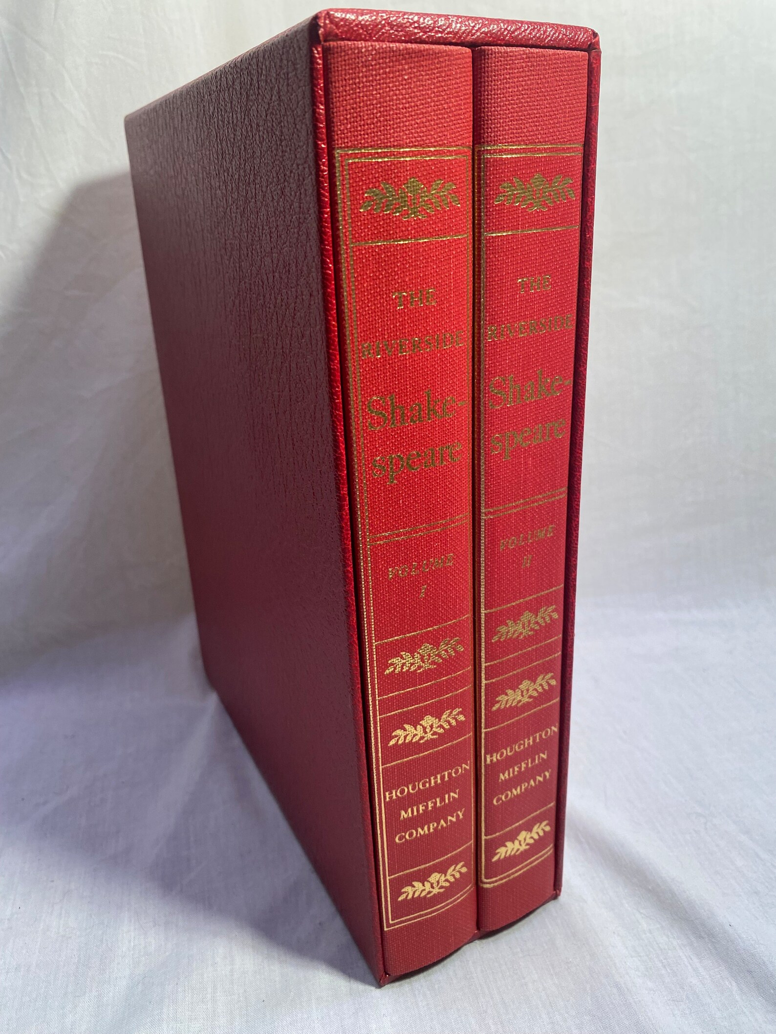 Red Hardcover Reproduction the Riverside by William Shakespeare 1974 - Etsy