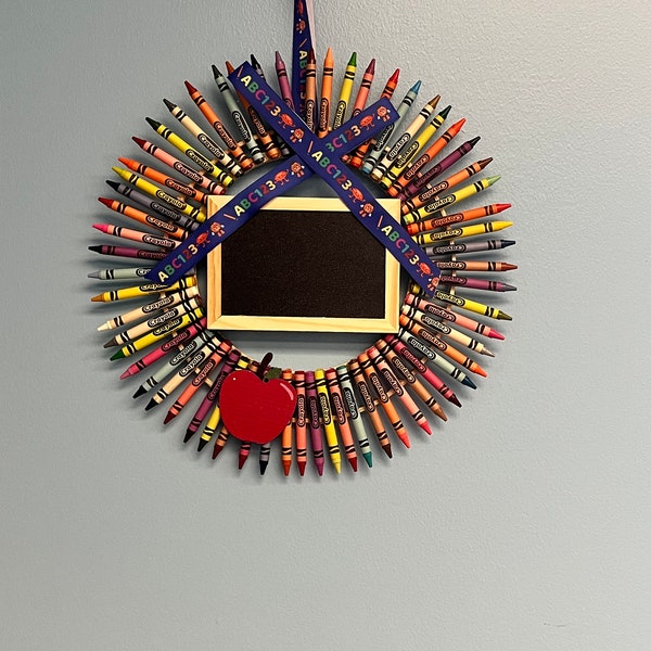 Crayon Wreath - Etsy