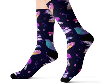 Trippy Mushroom Socks - Etsy