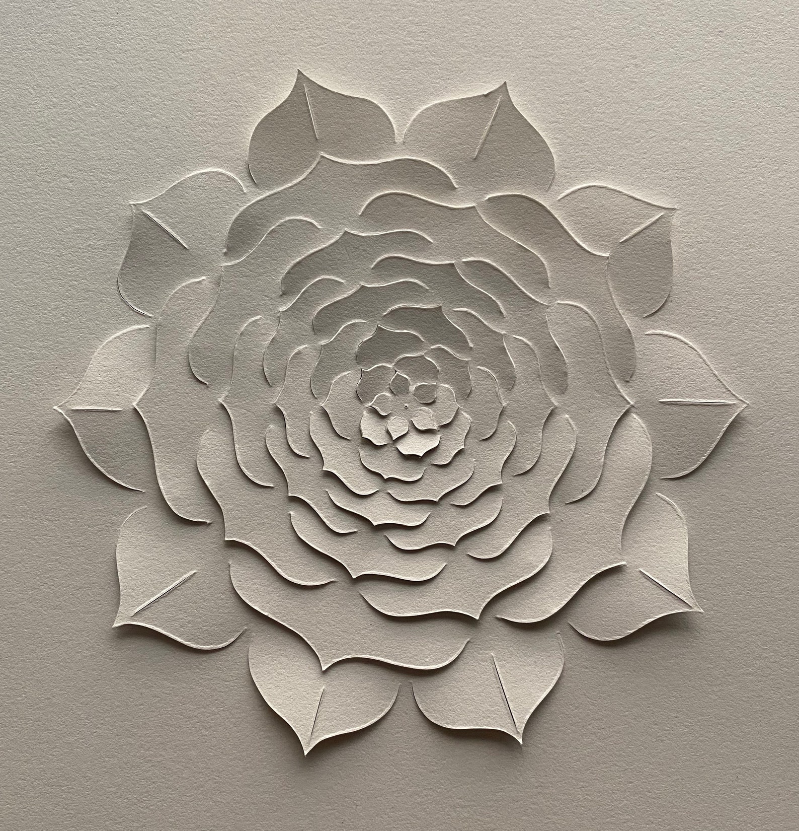 Papercut Art Serenity Lamp: archetype - Etsy