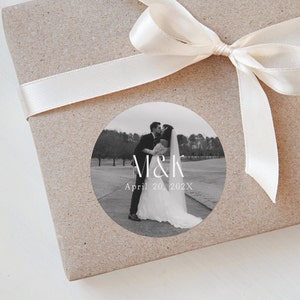 Round Wedding Photo Sticker Template, Editable Save Our Date Wedding ...