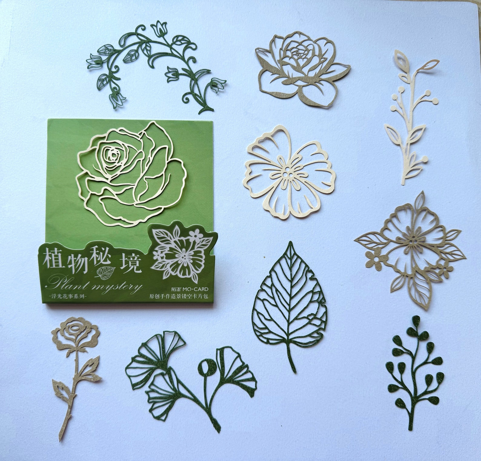 20 PCS Aesthetic Hollow Craft Paper S and Collages | Scrapbooking and ...