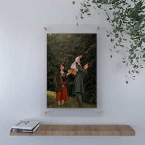 Acrylic Floating Picture Frame for Family Photo, Art, Puzzles, Diploma ...