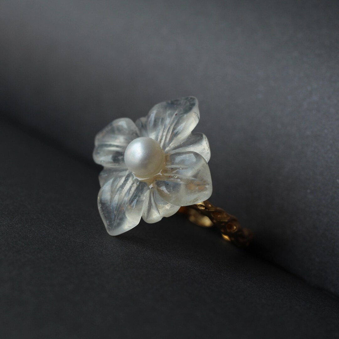 Genuine Moonstone With Pearl Ring/unique Moonstone Rings/tiny Petal ...