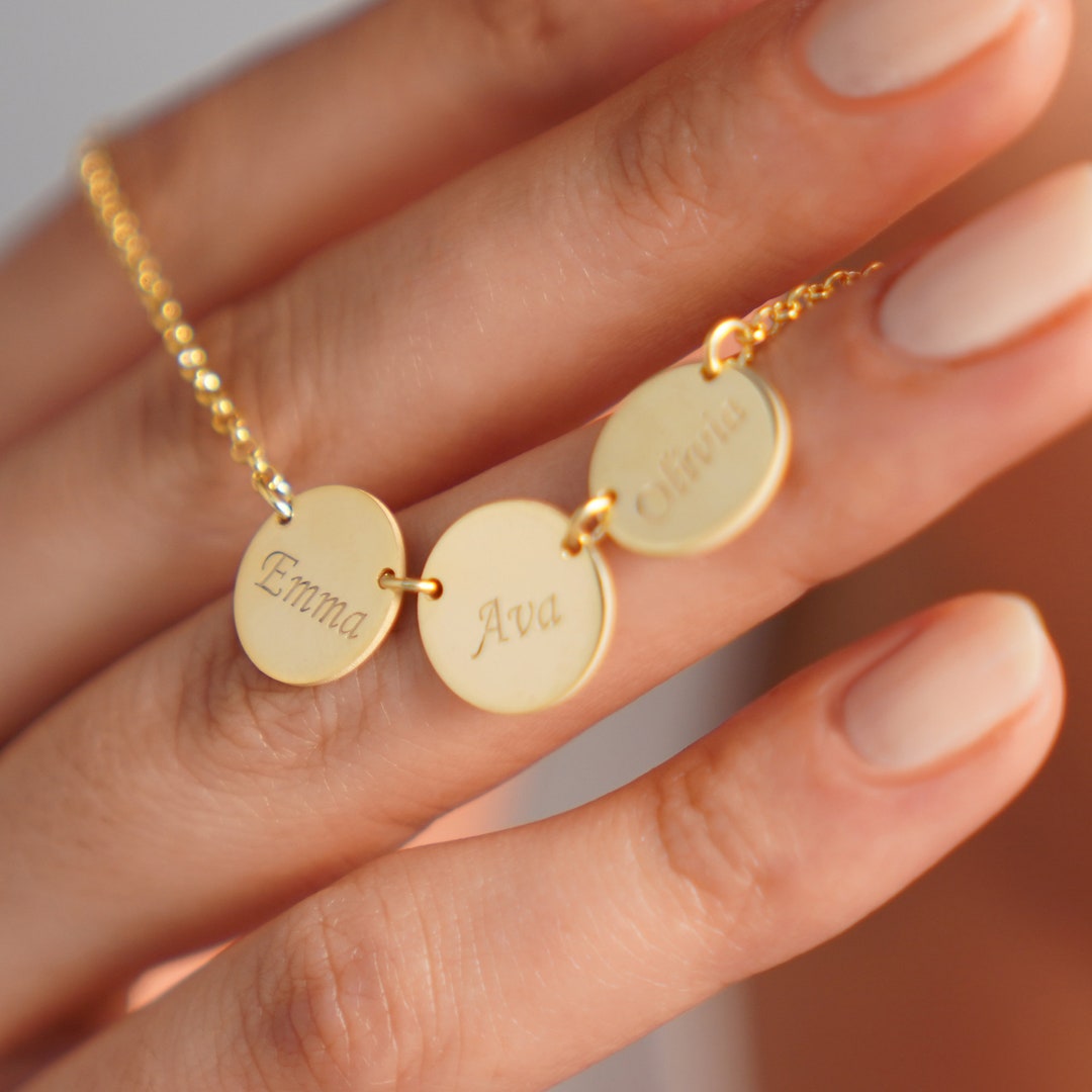 Personalized Gold Disc Necklace, Family Name Necklace, Dainty Initial ...