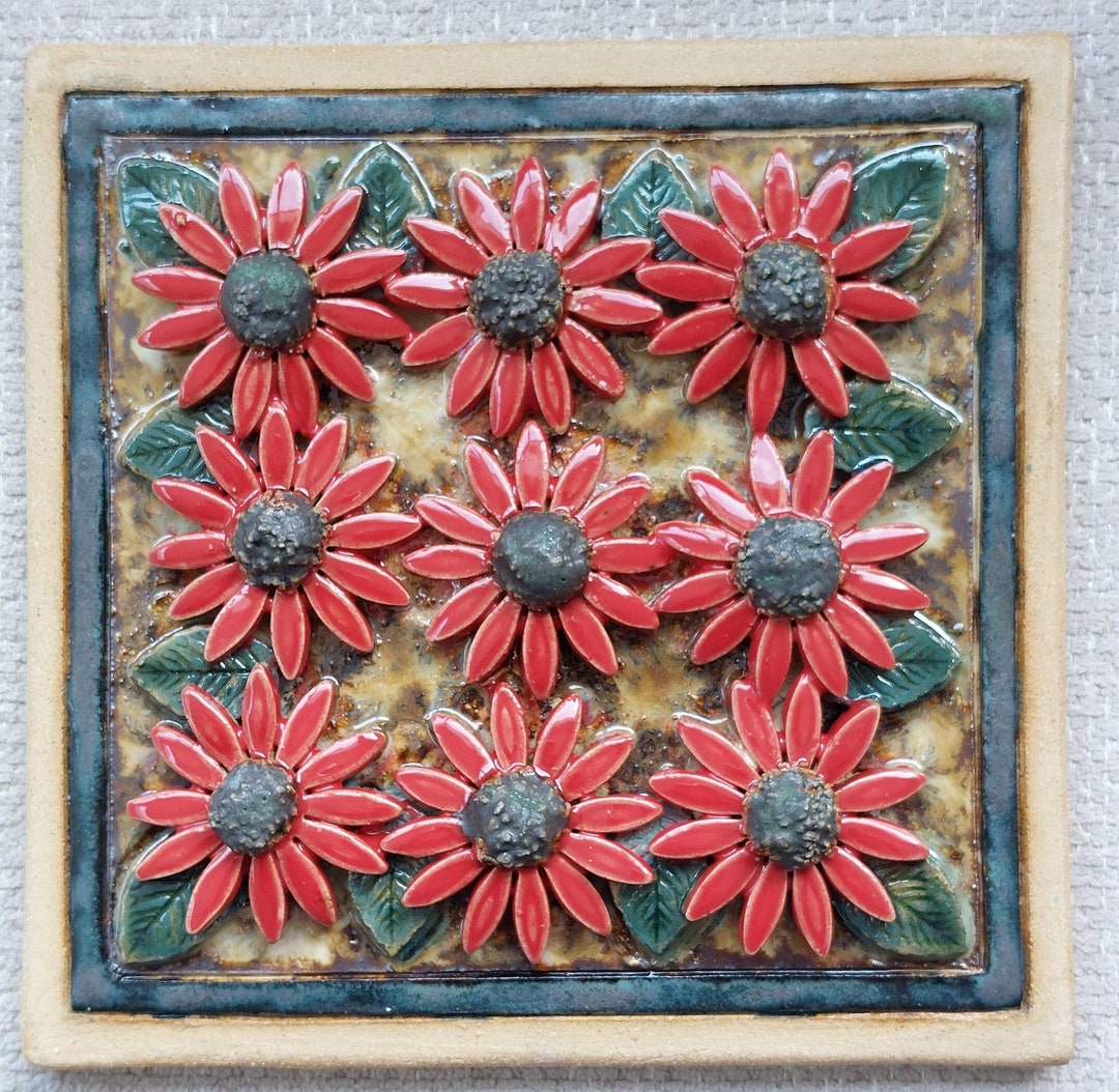 Red Daisy Tile - Etsy