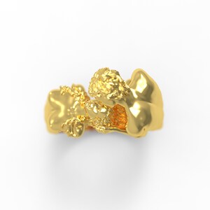 Exquisite Two Lovers Kissing Gold Ring Romantic Embrace Design Symbol ...