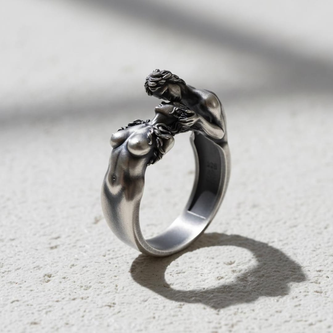 Two Lovers Kissing Ring - 925 Sterling Silver Romantic Design ...