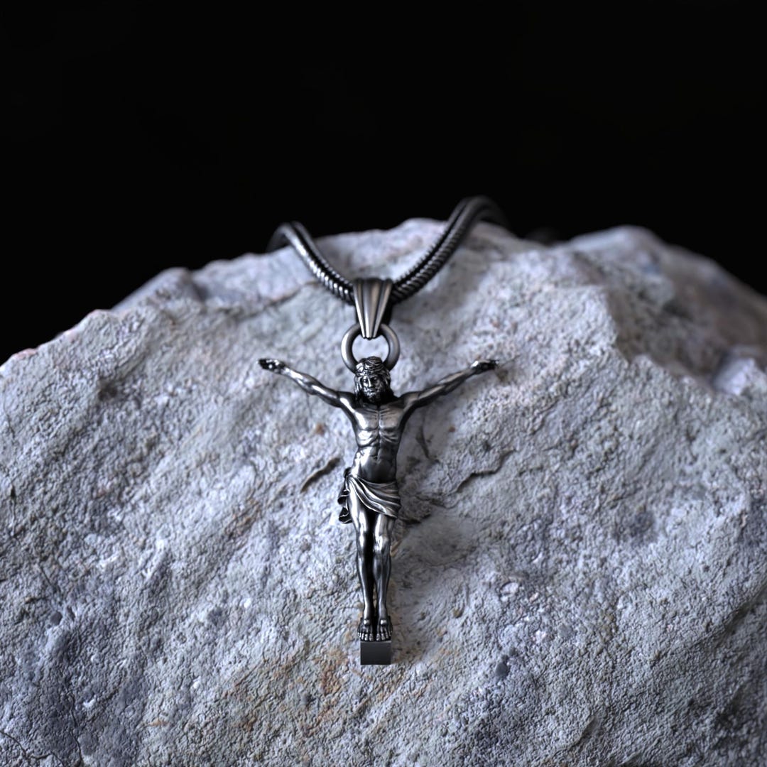 Handcrafted 925 Sterling Silver Jesus Crucifix Necklace, Detailed ...
