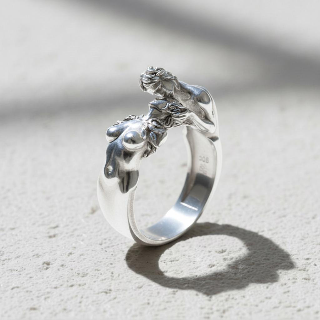 Two Lovers Kissing Ring - 925 Sterling Silver Romantic Design ...