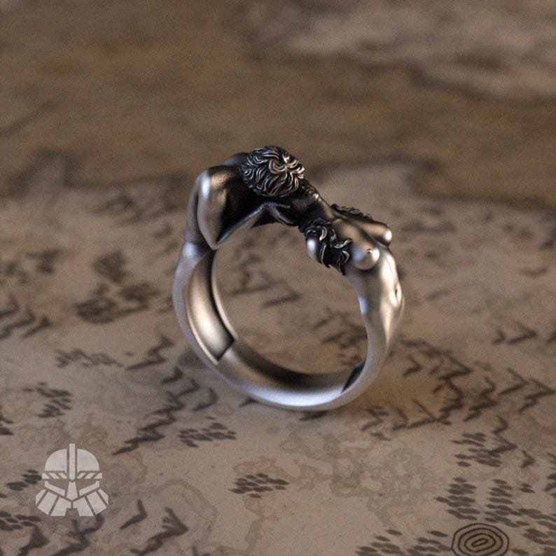 Two Lovers Kissing Ring - 925 Sterling Silver Romantic Design ...