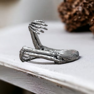925 Sterling Silver Skeleton Hugged Bone Hands Adjustable Unisex Ring ...