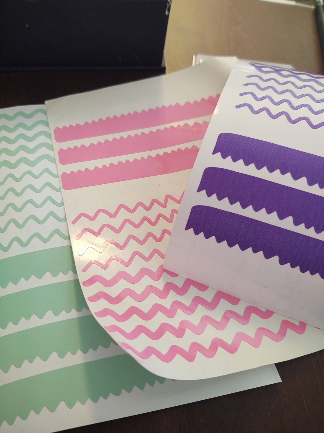 Wiggly Zigzag Doodle Borders Svg - Etsy