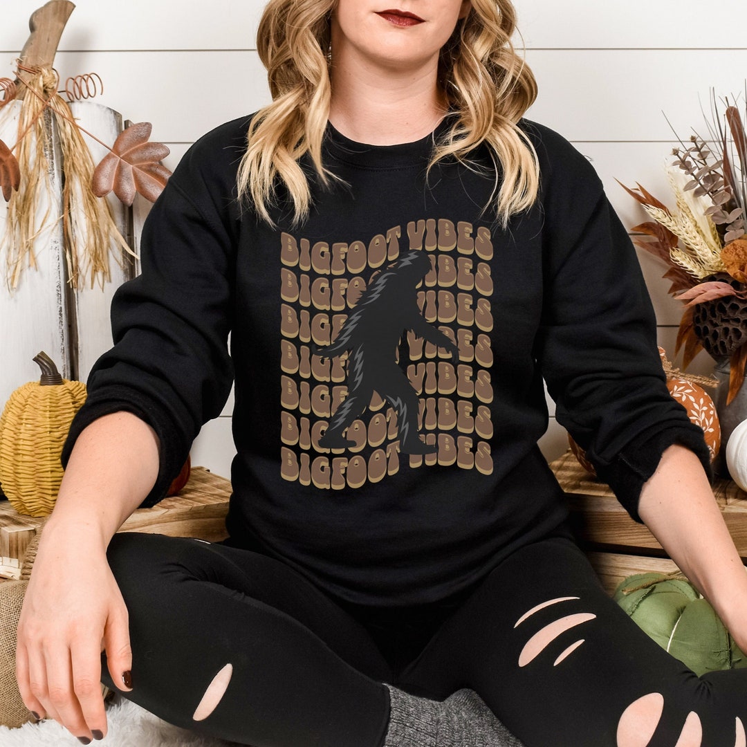 Bigfoot Vibes Sweater Sasquatch Sweater Retro Design Bigfoot Believer ...