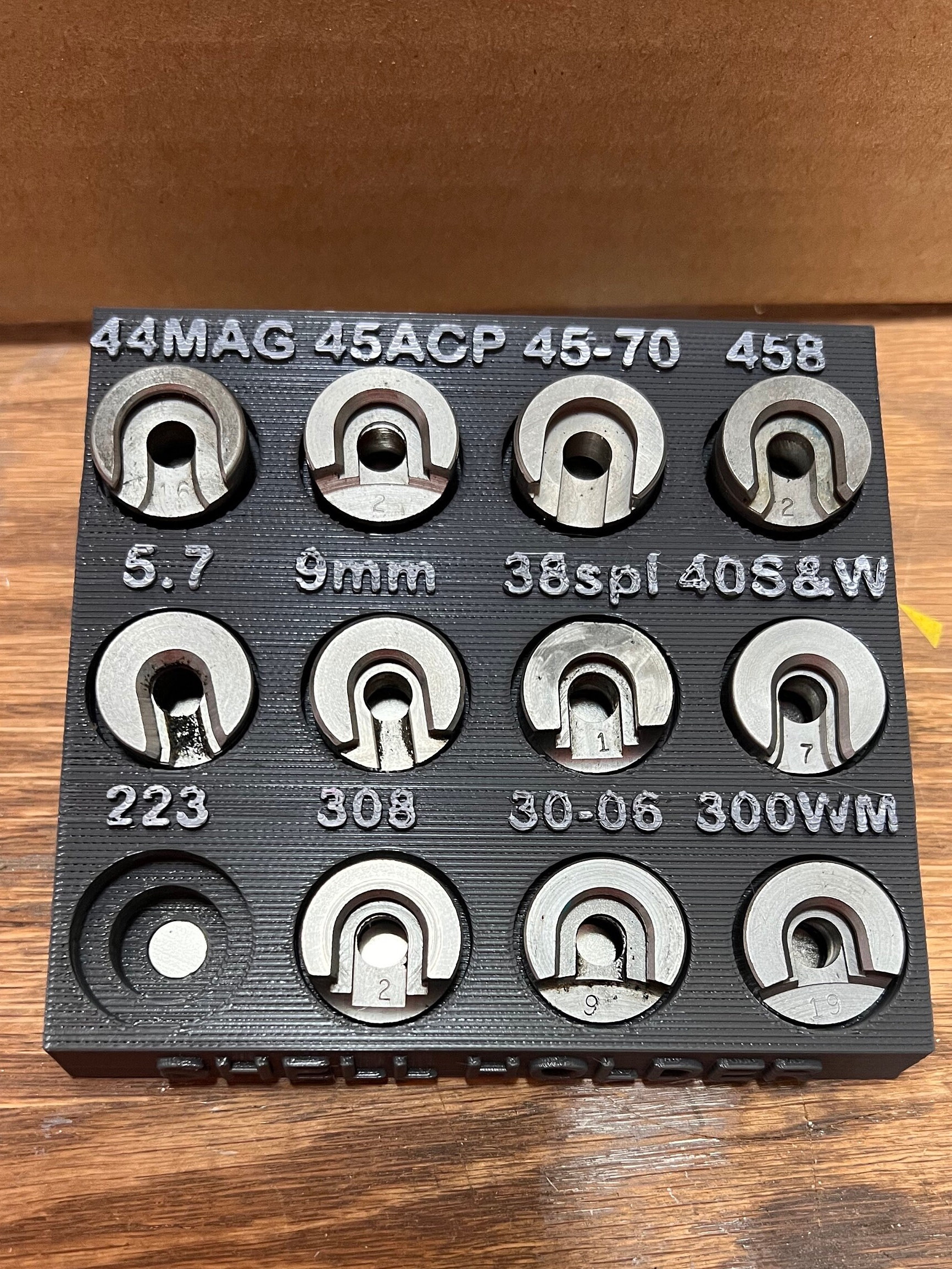 Universal Shell Plate Holder. 3D Printed Magnetic. - Etsy