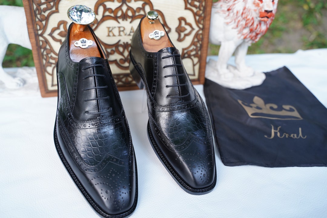 Black Oxford Shoes Men Wing Tip Embossed Welt Genuine Leather Handmade ...