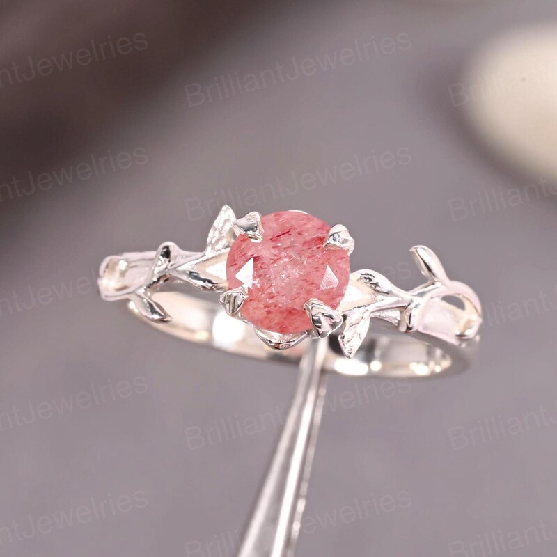 Strawberry Ring - Etsy