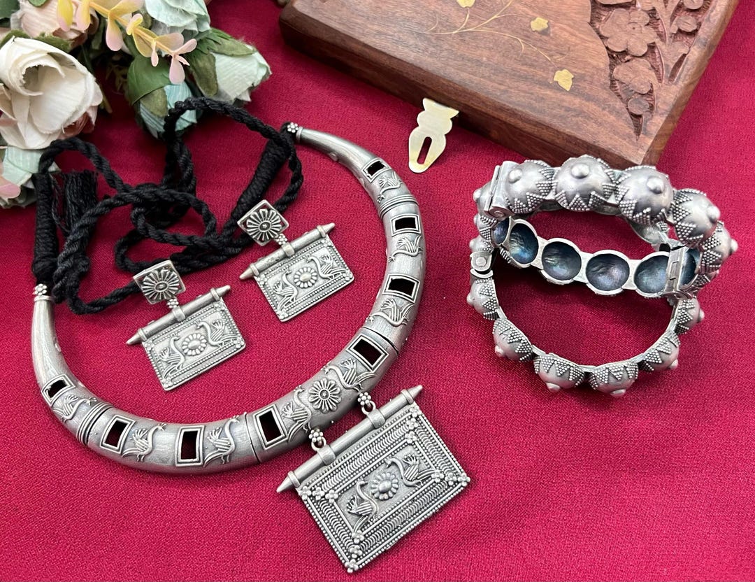 Peacock Hasuli Set: Antique Replica Tribal Indian Jewelry - Etsy