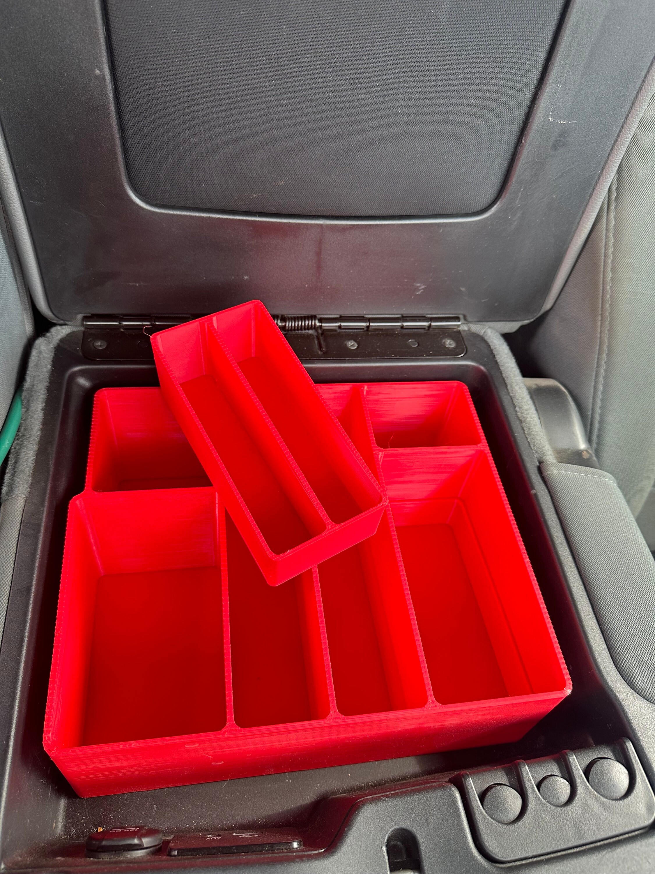 2014 RAM Center Console Caddy 3D Model by CUBEᴰ - Etsy