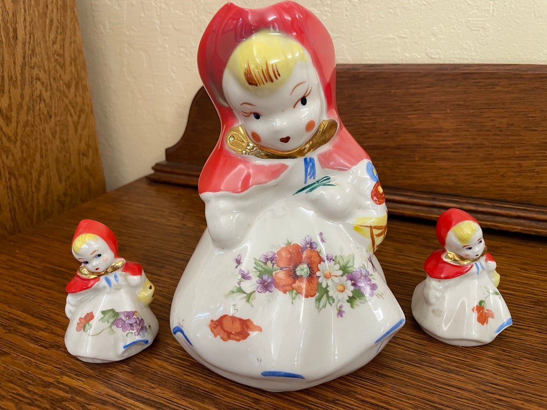 Vintage Hull Little Red Riding Hood Pitcher and Salt & Pepper Set - Etsy