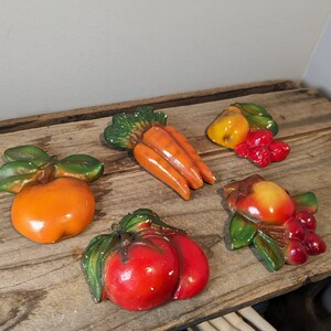 Vintage Chalkware 1940s-50s Fruit & Vegetables Wall Hanging Plaques Set ...
