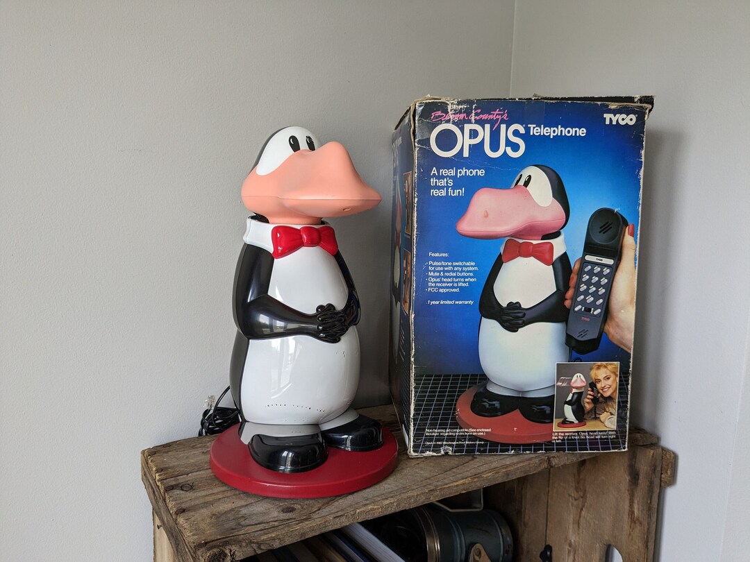 1987 Penguin OPUS TYCO Phone, Penguin Turns His Head When You Answer ...