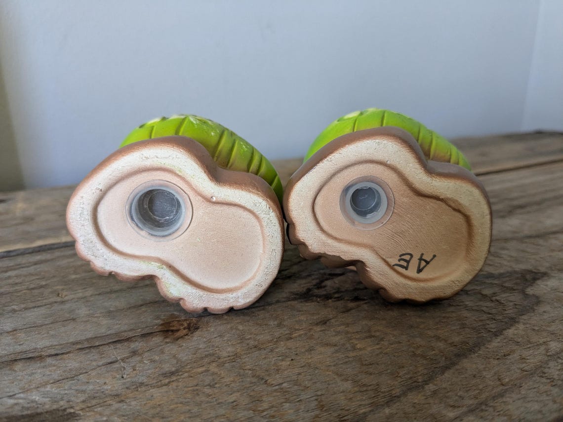 Cute Chalkware Anthropomorphic Vegetable/stump With Feet Salt and ...