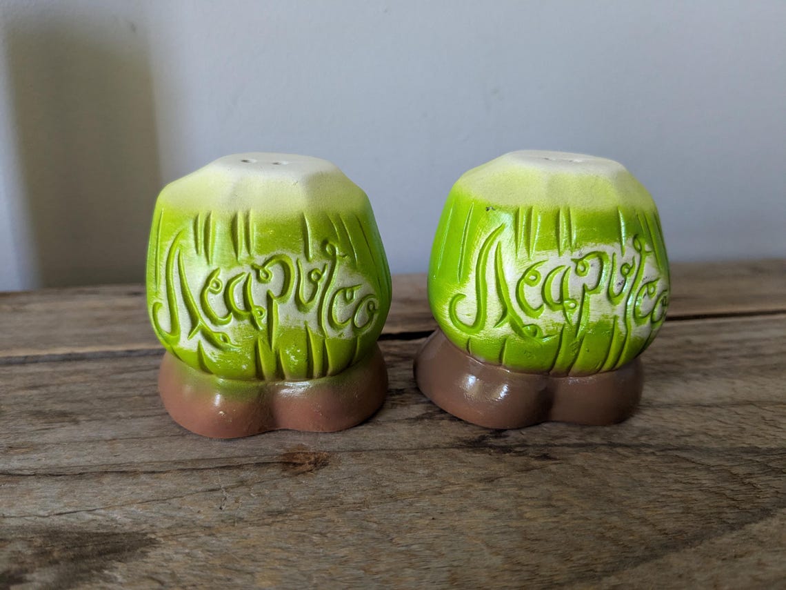 Cute Chalkware Anthropomorphic Vegetable/stump With Feet Salt and ...