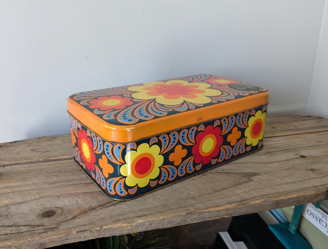 Vintage 1960's Riley's Toffee British Metal Tin With Groovy Flower ...