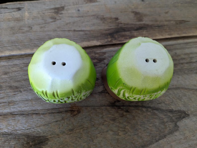 Cute Chalkware Anthropomorphic Vegetable/stump With Feet Salt and ...