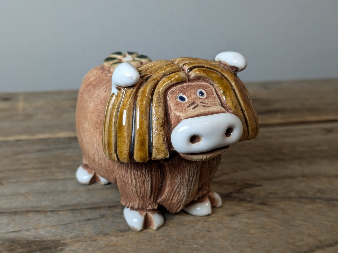 Artesania Rinconada Uruguay Highlands Cattle Bull Model 33 Ceramic ...