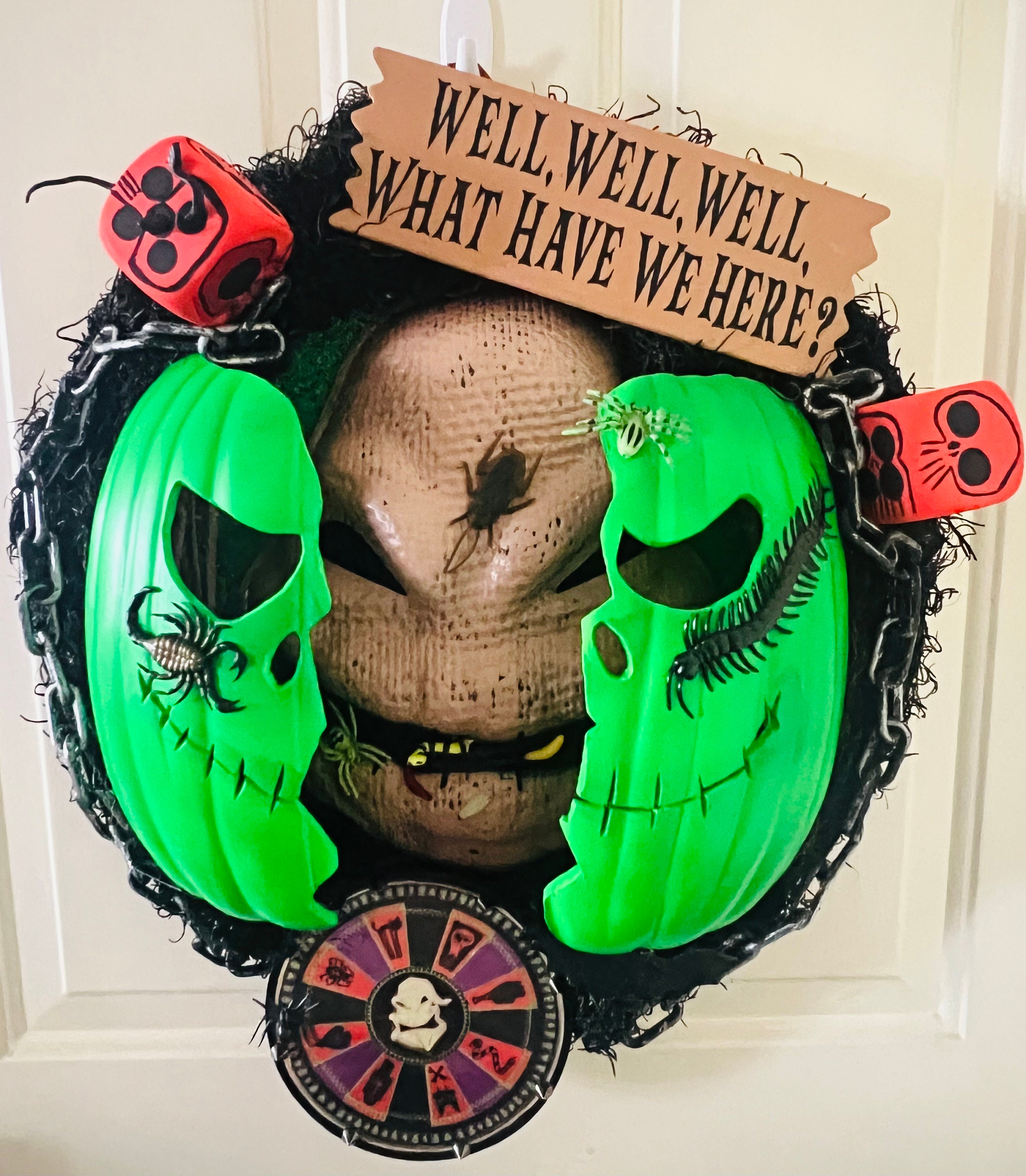 Oogie Boogie Lair Halloween Wreath - Etsy