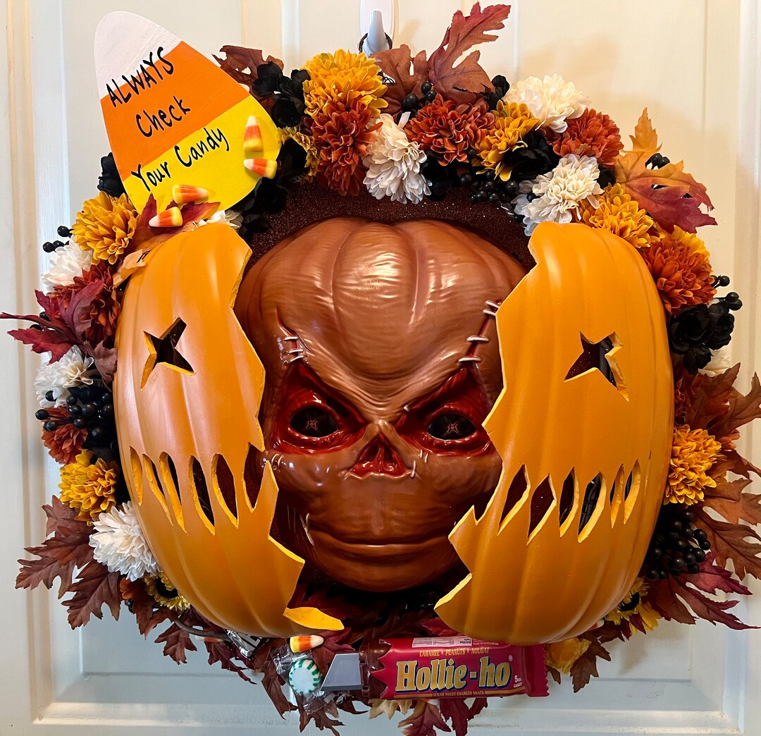 Trick R Treat Sam Horror Halloween Wreath - Etsy