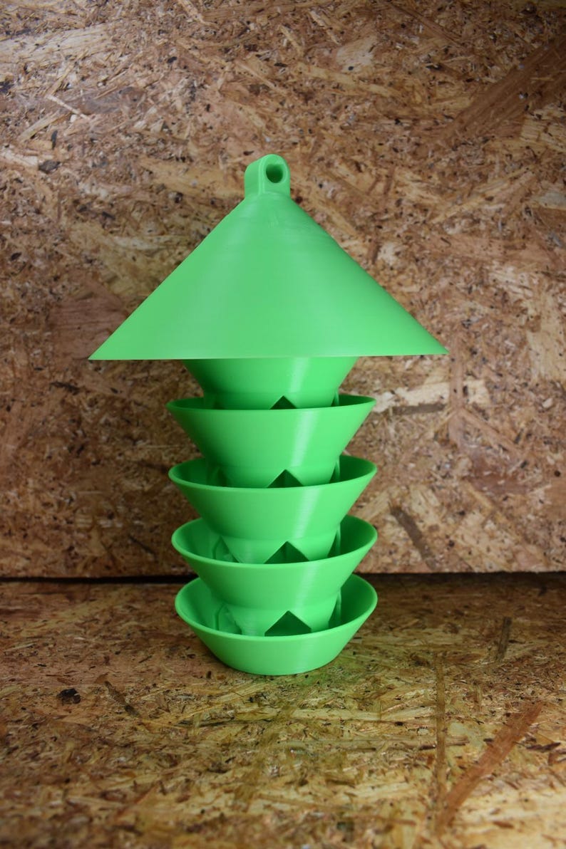 3D Printed Bird Feeder for Small Garden Birds – Durable & Weather-proof ...